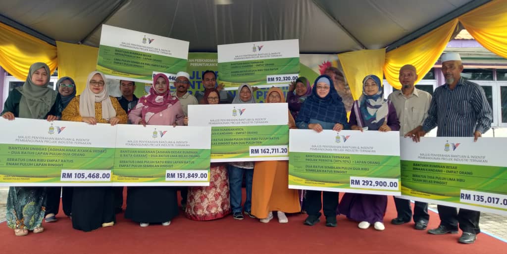 51 penternak terima bantuan RM1.081 juta
