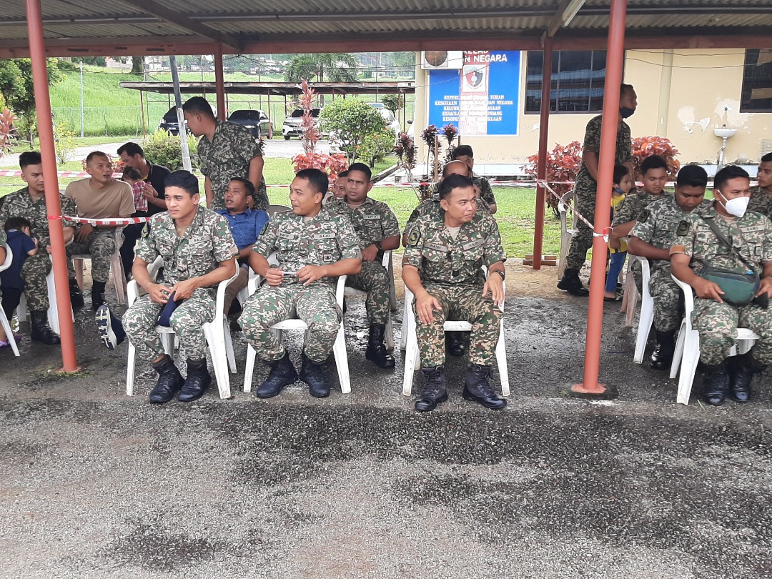 Proses pengundian awal di Kem Terendak, Sungai Udang lancar