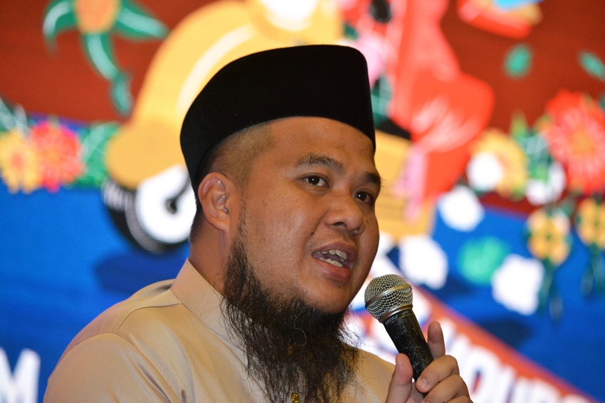 Ebit Lew trial: Witness denies flirting, having relationship with preacher