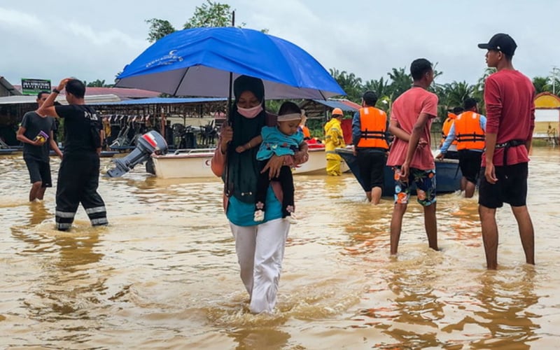 No relief as temporary shelter gets flooded, too